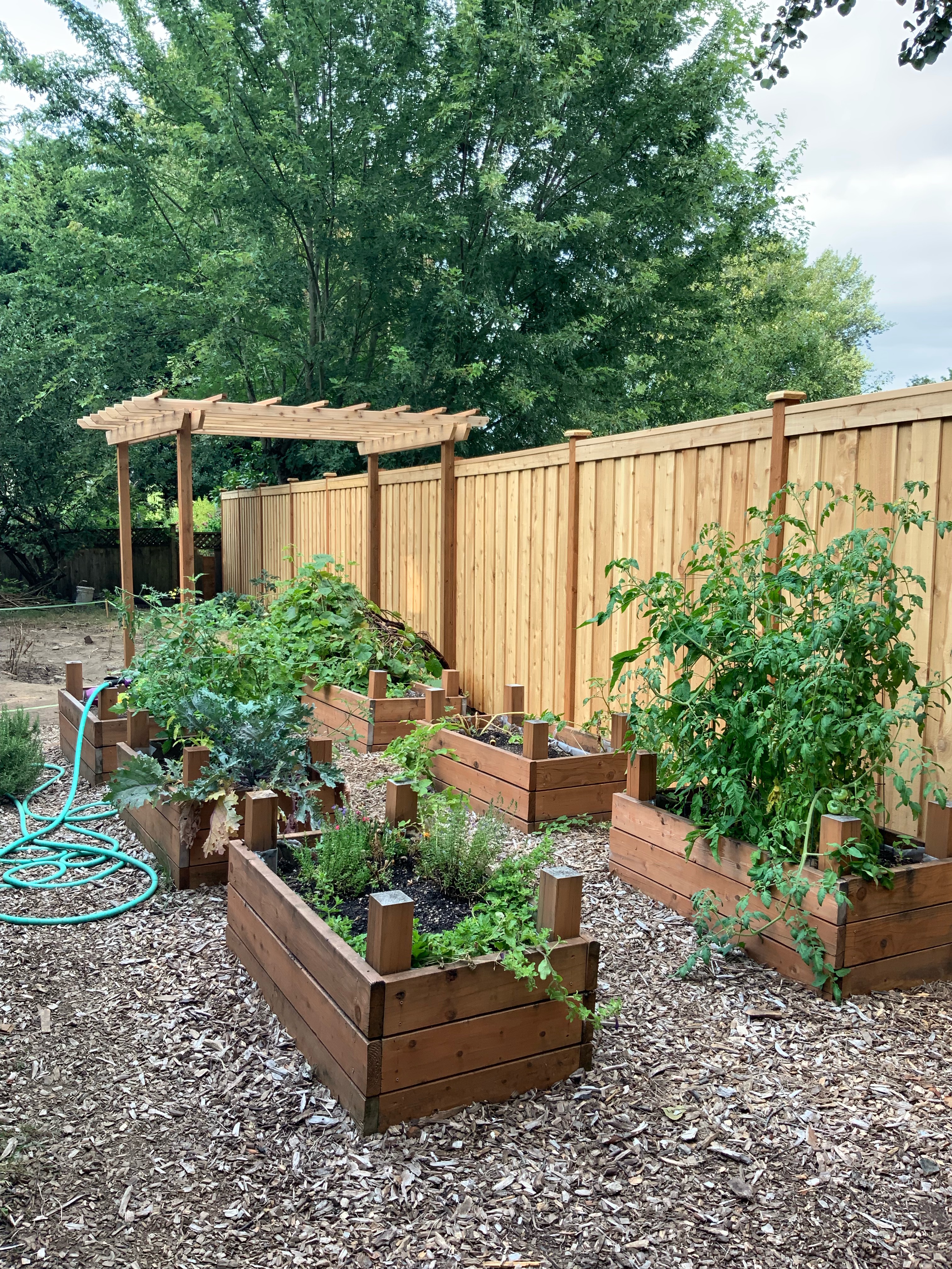 Full Panel Fence - InLine Fence LLC