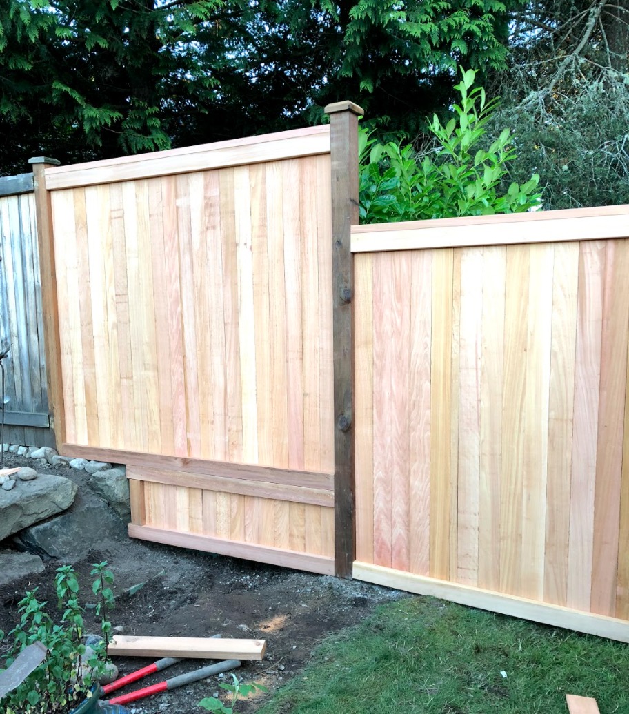 Full Panel Fence - InLine Fence LLC