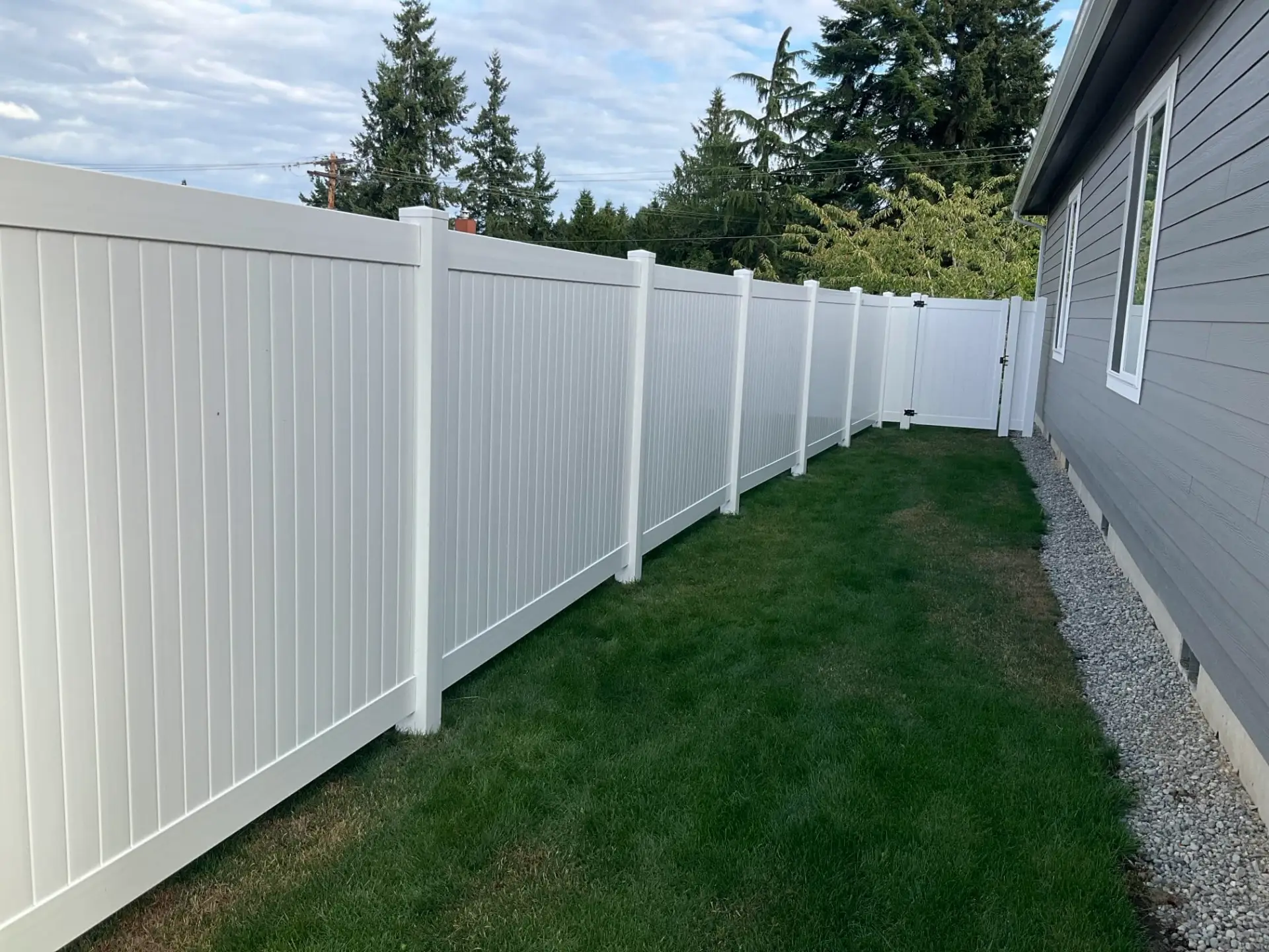Vinyl Fence Repair Seattle Tips Every Homeowner Should Know - Inline Fence